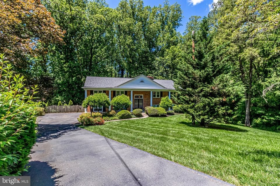 3702 Chanel Rd | The Patterson Group | Alexandria Real Estate Team
