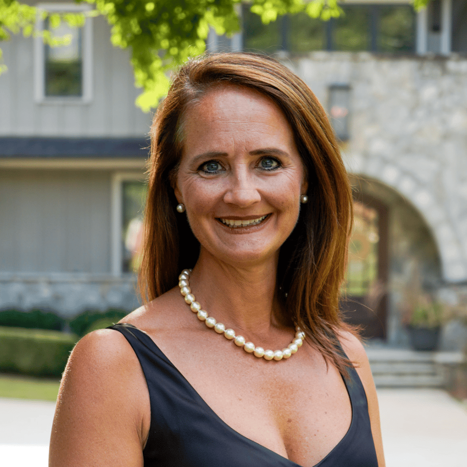 Laura Collins | Trusted NC/SC Real Estate Broker Professional