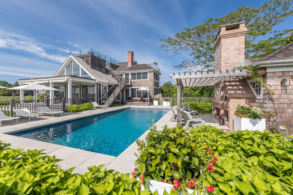 The Redefinition of a Classic Wainscott Farmhouse
