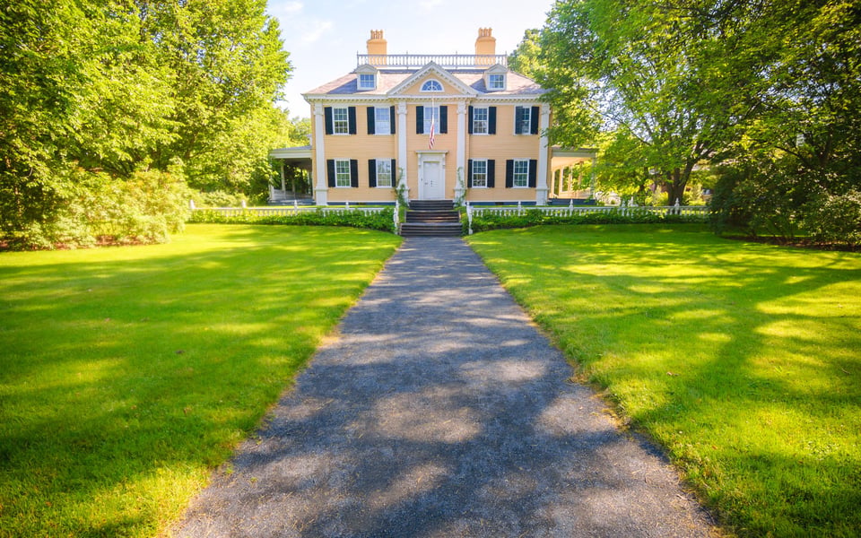 Mid-Cambridge | Neighborhood Guide