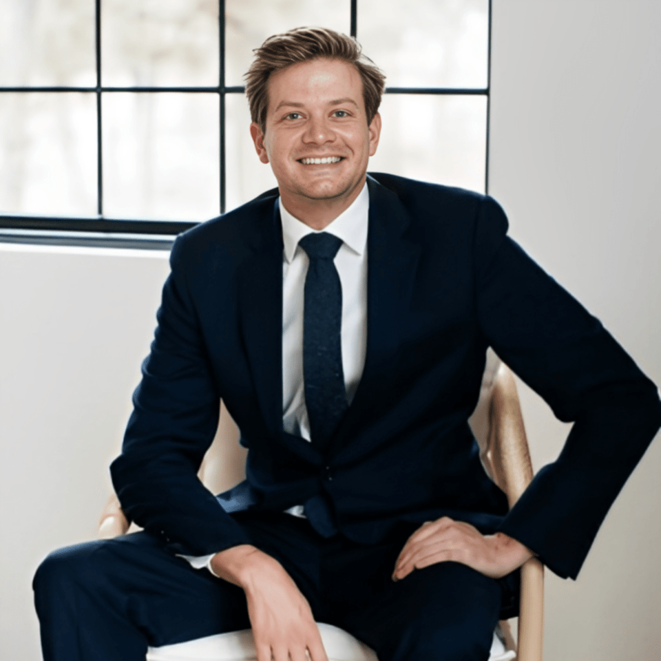 About Erik Behr