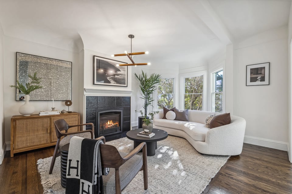 Winning Strategies: How to Stand Out in a Multiple-Offer Real Estate Scenario