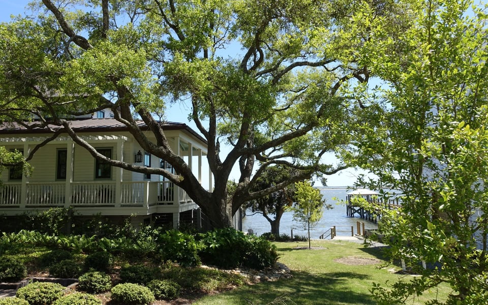 The Ultimate Guide to Buying Lakefront Property in Tampa | The ...