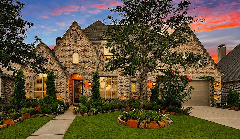 Neighborhood || Aliana