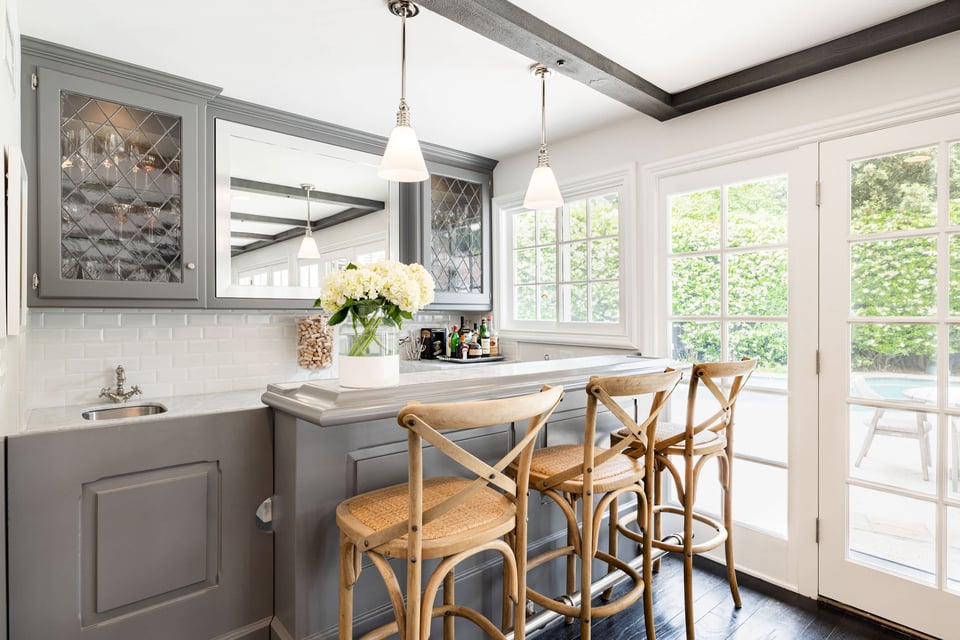 How To Flip a Property-Fixer Homes Thousand Oaks - Fine Homes