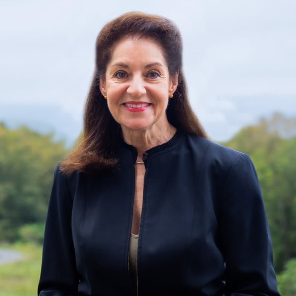 Rae Gilson | TKG Real Estate - Associate Broker