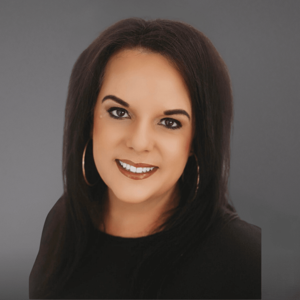 Angela Ray Owensville MO Real Estate Agent | HD Team