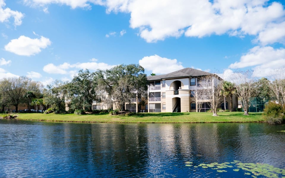 Waterford Lakes Neighborhood Guide | Gisela Gaztambide