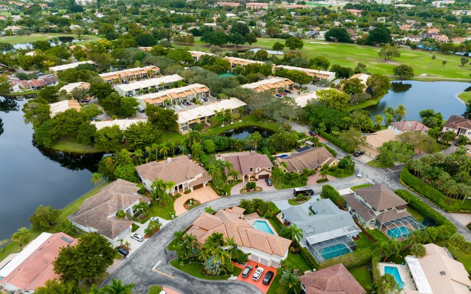 Riviera Bay St Petersburg FL Neighborhood Guide & Homes
