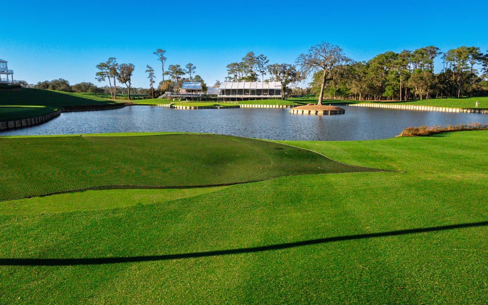 Imperial Golf Club | Neighborhood Guide | Cindy Zairis