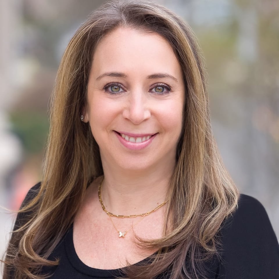 Anna Leder - Compass Real Estate Agent in New York