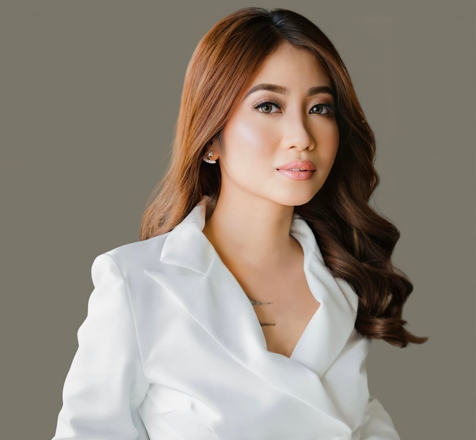 Mary Villa - Your Local Real Estate Assistant