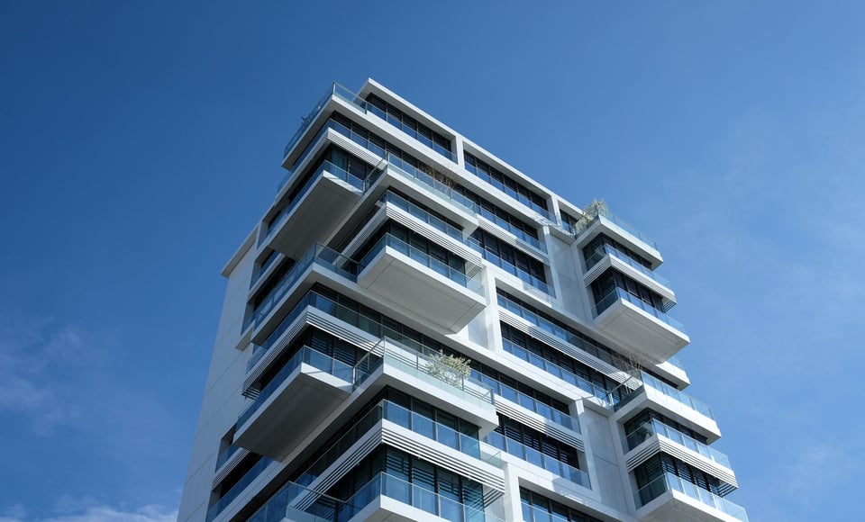 High-Rise vs. Low-Rise Living: A Complete Guide to Choosing Your Ideal ...