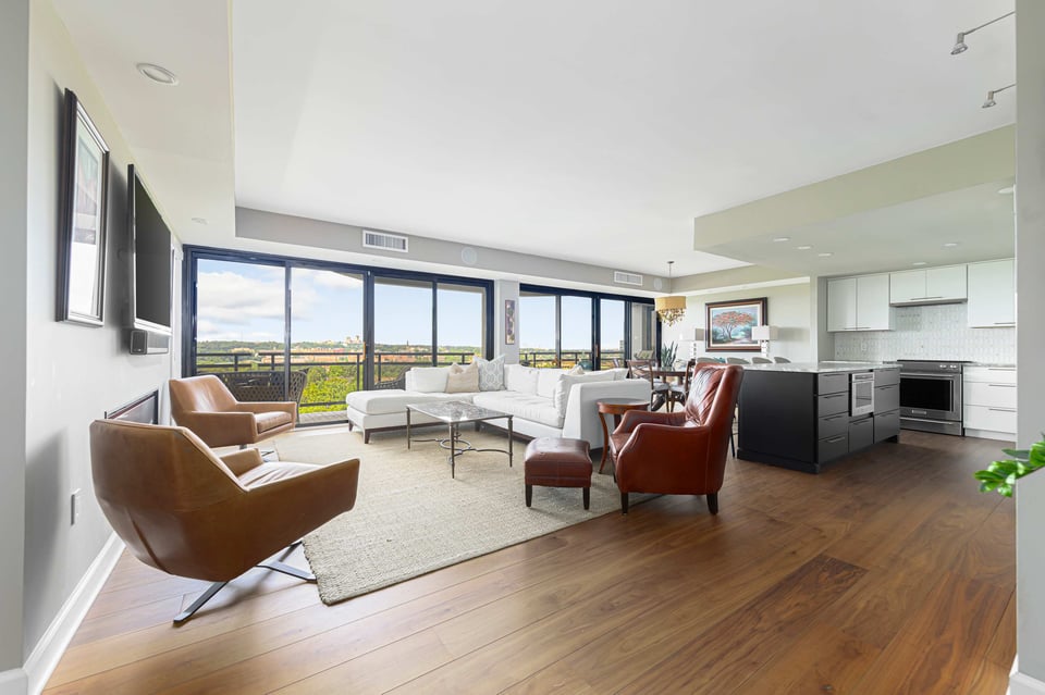 Luxurious Rosslyn Condo with Incredible Views
