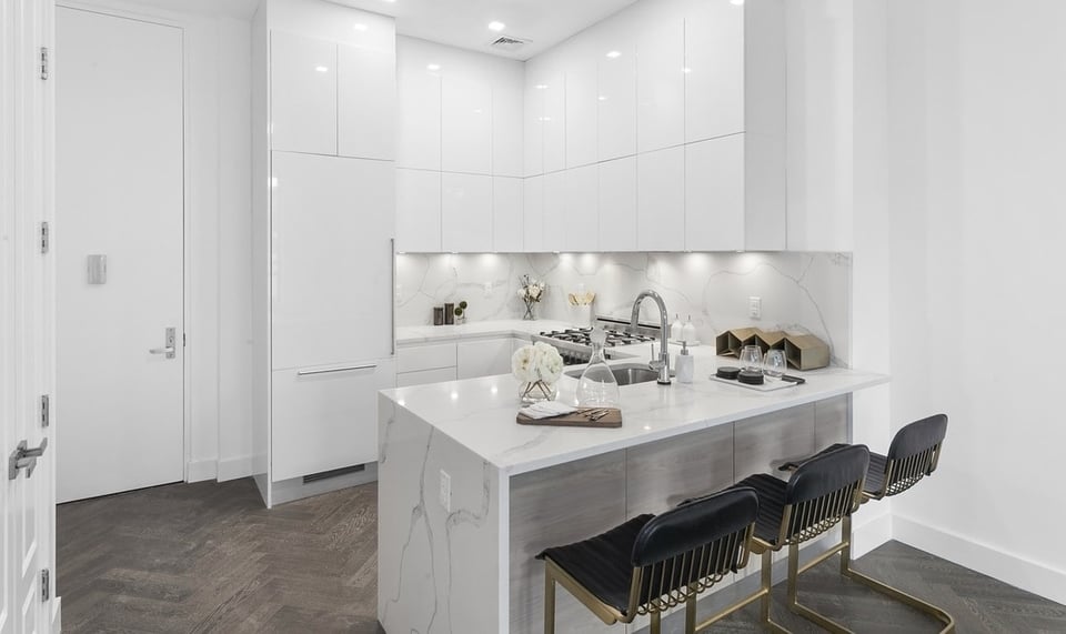 88 Withers St Unit: 5E