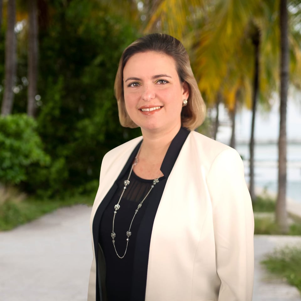 About Maureen Moreno