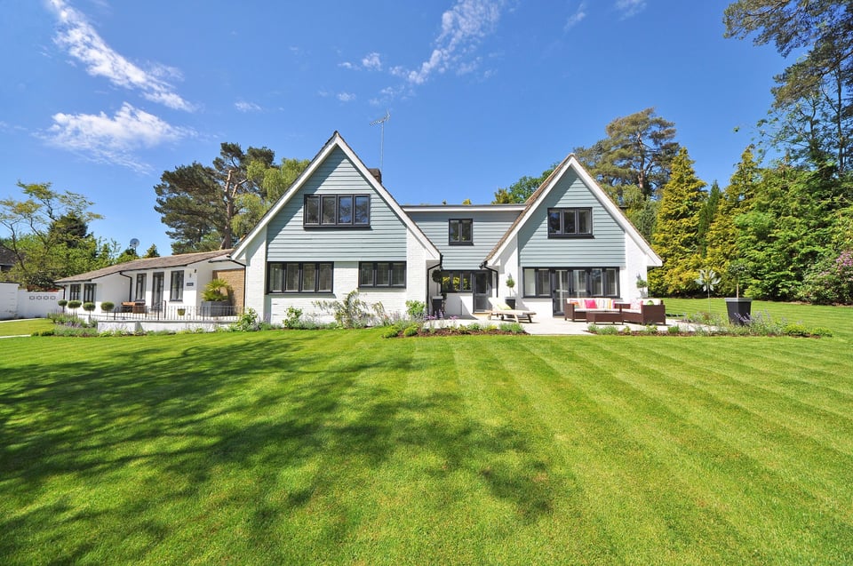 7 Tips for a Successful Summer Open House | Blog