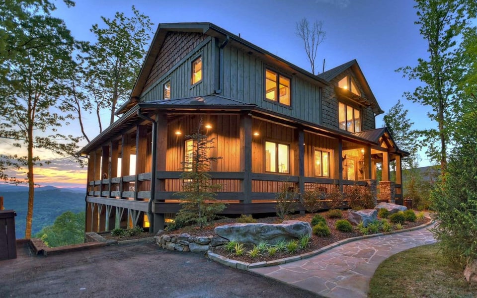 Selling Your Lake Blue Ridge Home? 4 Things to Know | Blog | Laura Elleby