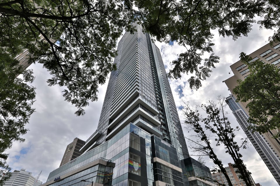 388 Yonge St LPH7602 | Katy Torabi | Toronto Real Estate Agent