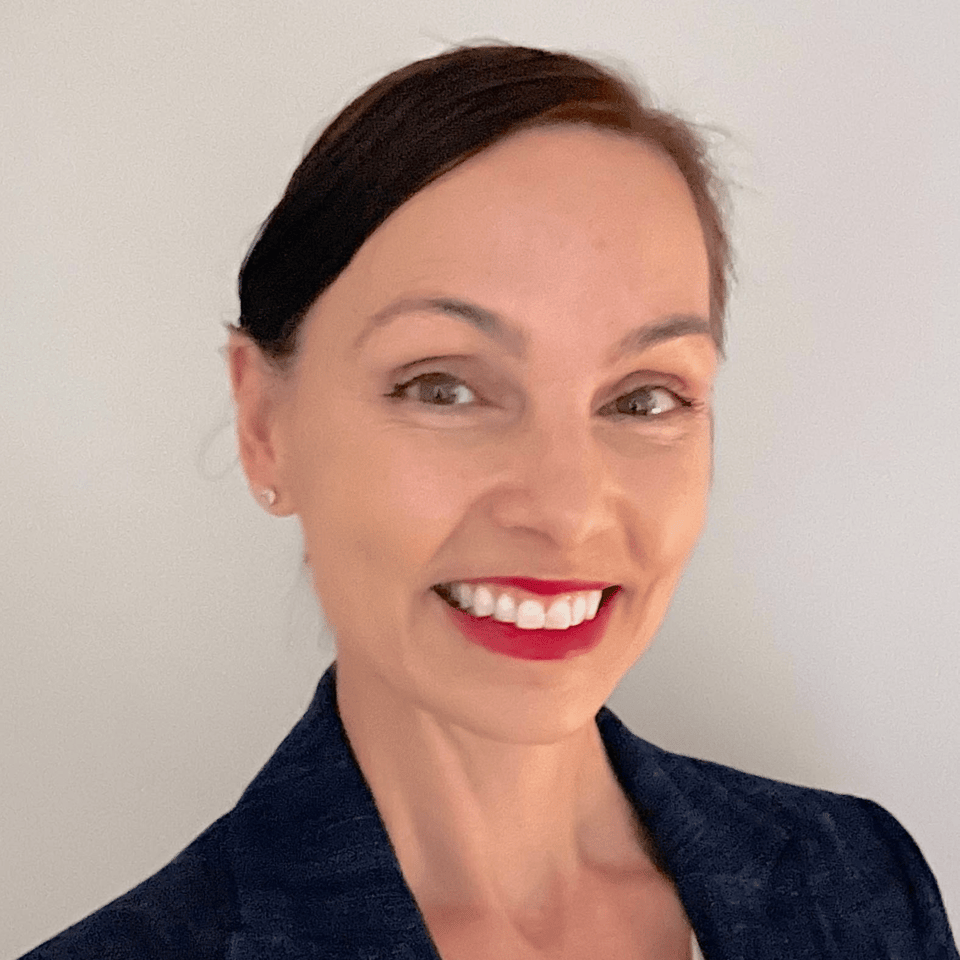 About Jennifer Gordon | SRA Signature Realty Agents