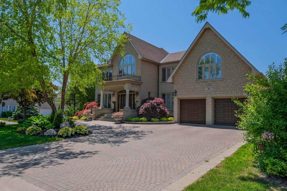 St. George Real Estate in St. George Ontario | Area Guide