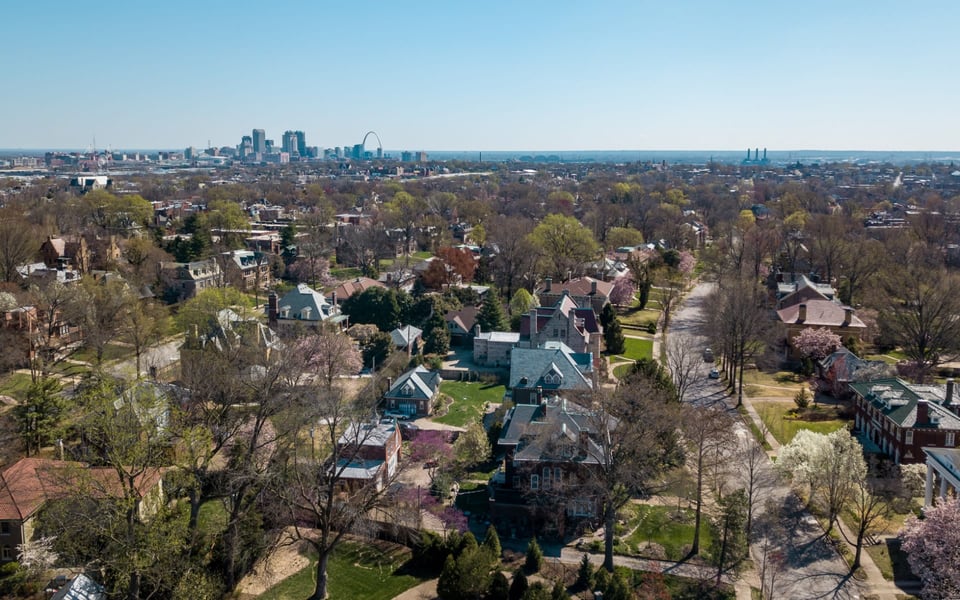 Town and Country | Neighborhood Guide