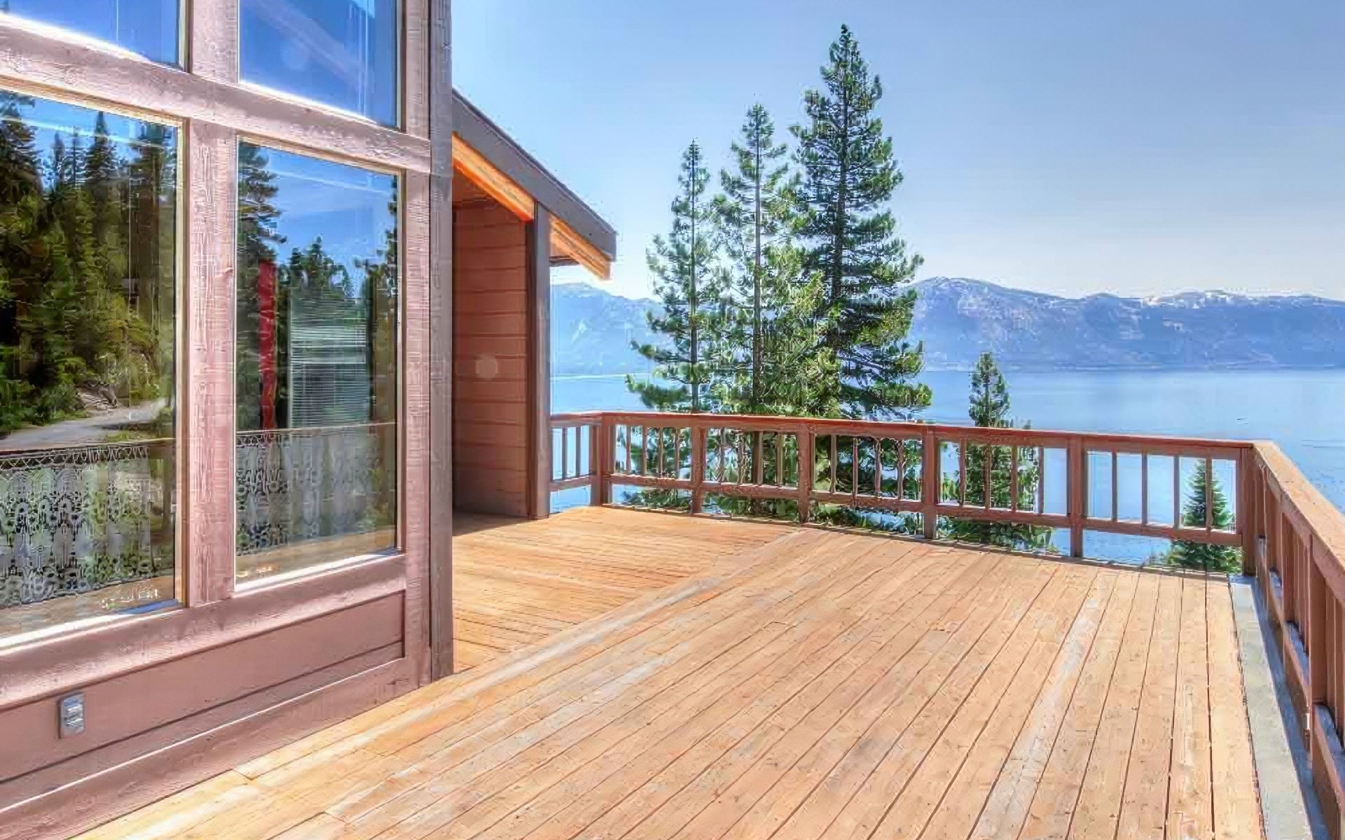 Find Your Dream Home in Crystal Bay | Lakeshore Realty