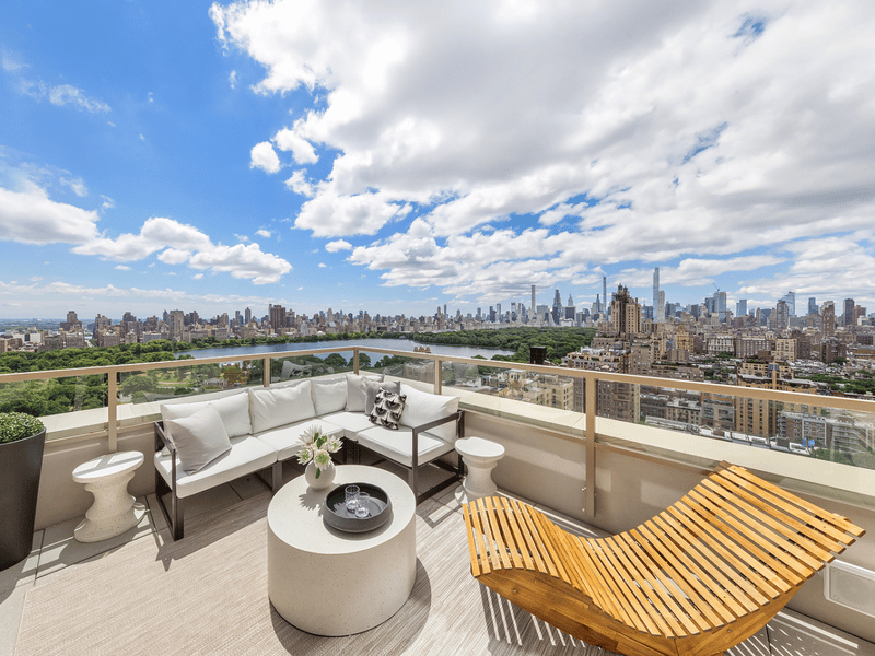 Discover Manhattan Luxury: Insider Access with Sarah Cotty and SERHANT