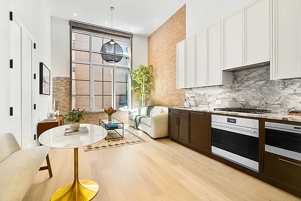 61 Rivington Street Unit: 2B