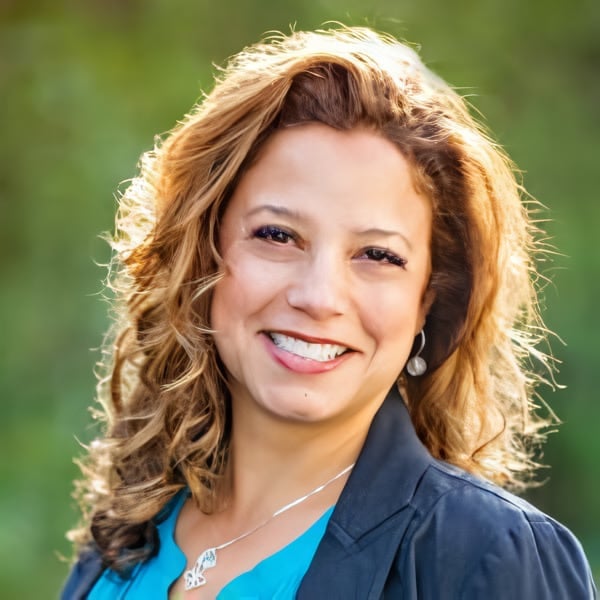 Top California Real Estate Agents | Holly Barr