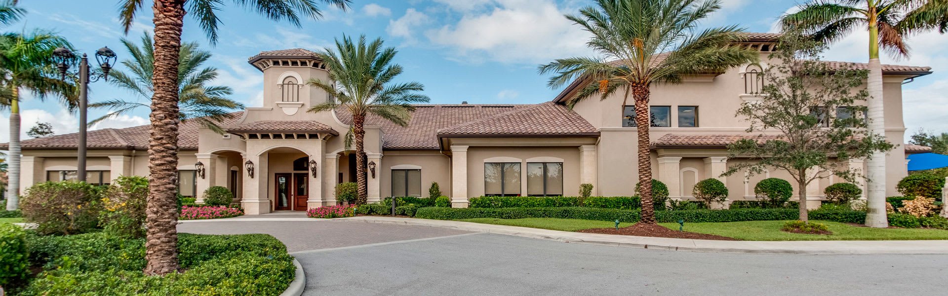 Experience the Clubhouse | Amenities | The Bridges