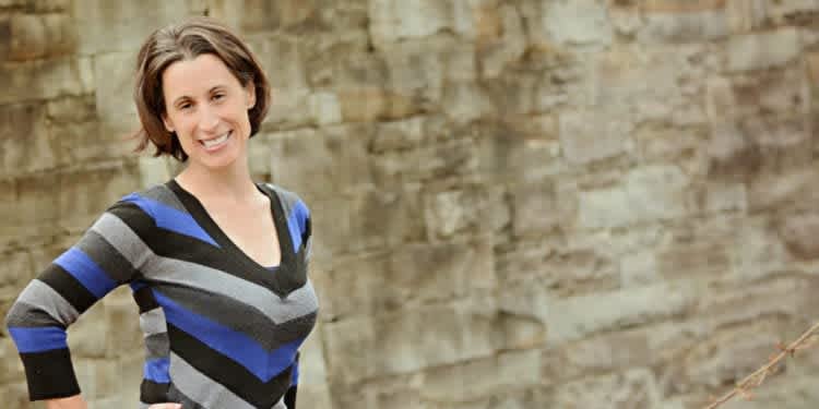 Meet Dina Lopez: Real Estate Specialist