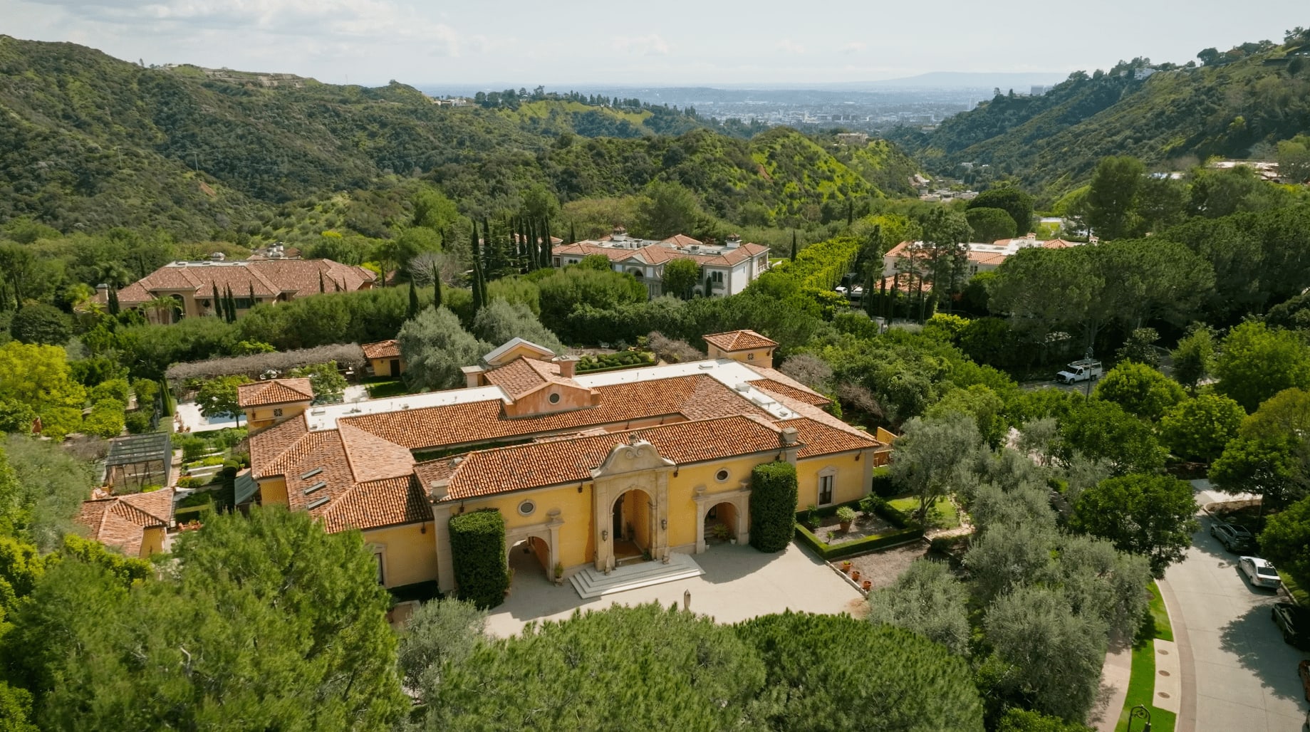 Top Beverly Hills Real Estate Agent | Steve Frankel