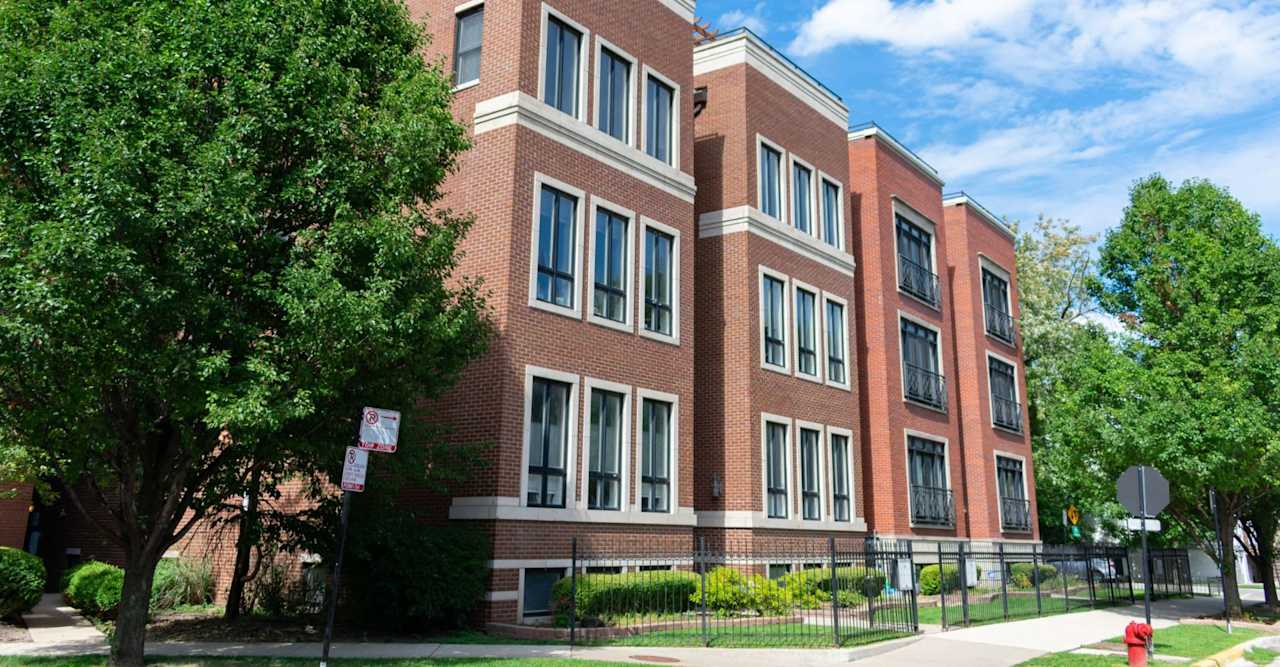 Chicago Homes & Property Listings | Haylee Stone | Lincoln Park Real Estate