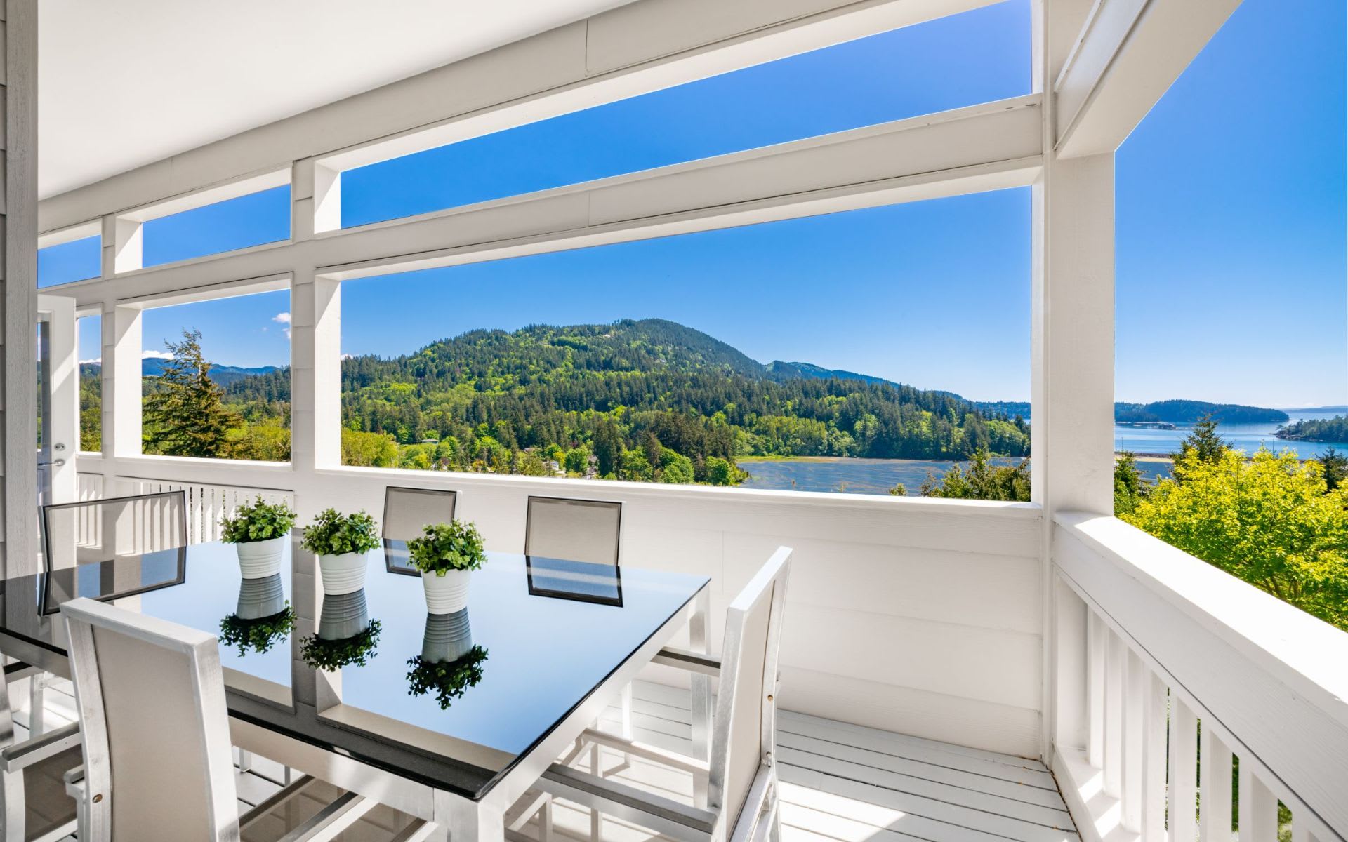 Amanda Beecham | Real Estate Agent Serving Toronto