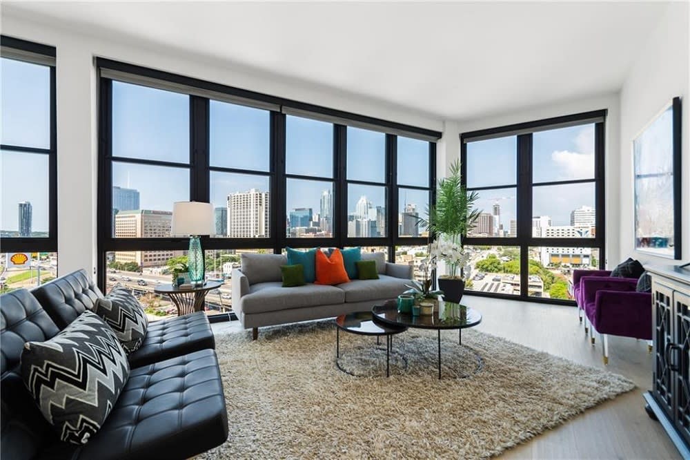 List With Lyon | Home Seller's Guide | Austin Real Estate