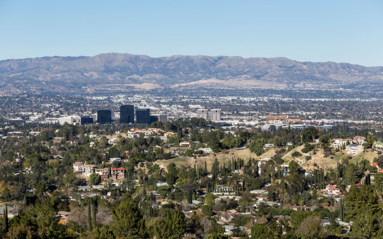 Homes for Sale in Woodland Hills | Getzels Group