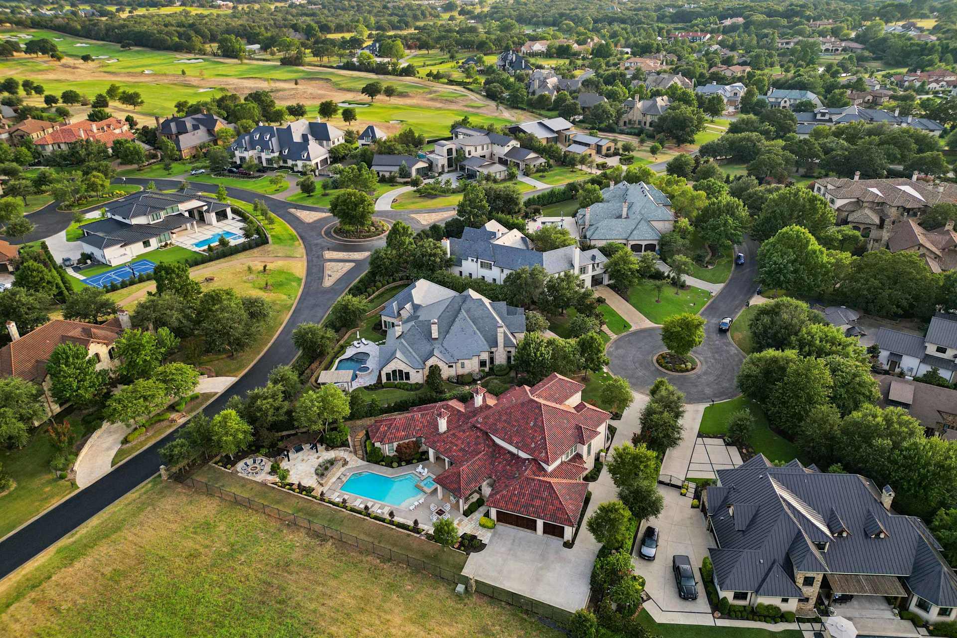Explore Texas Neighborhood Guides | Pantuso Properties
