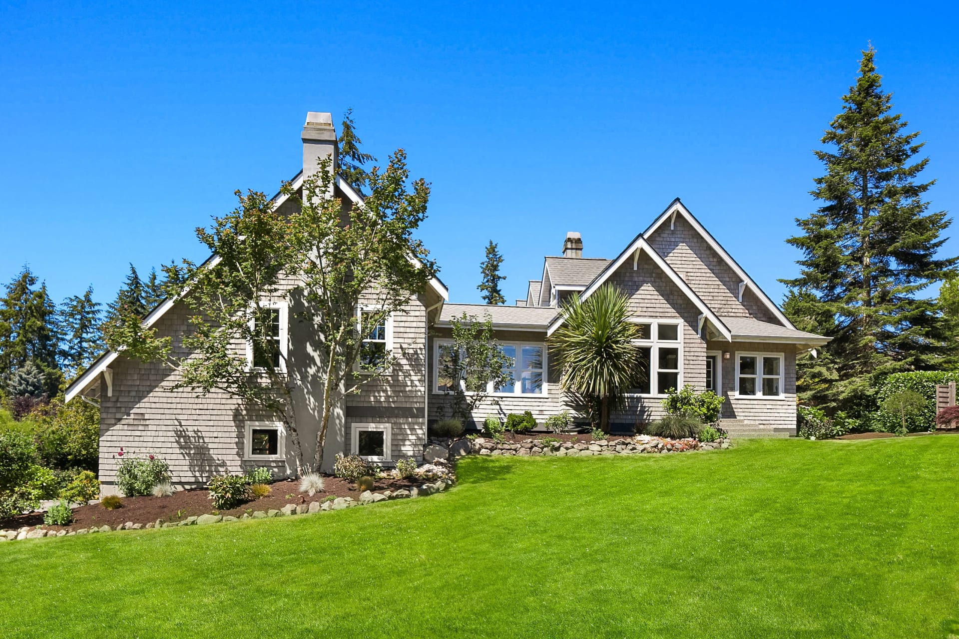 Compass Concierge | Carissa Saffel | Eastside & Seattle Real Estate Expert