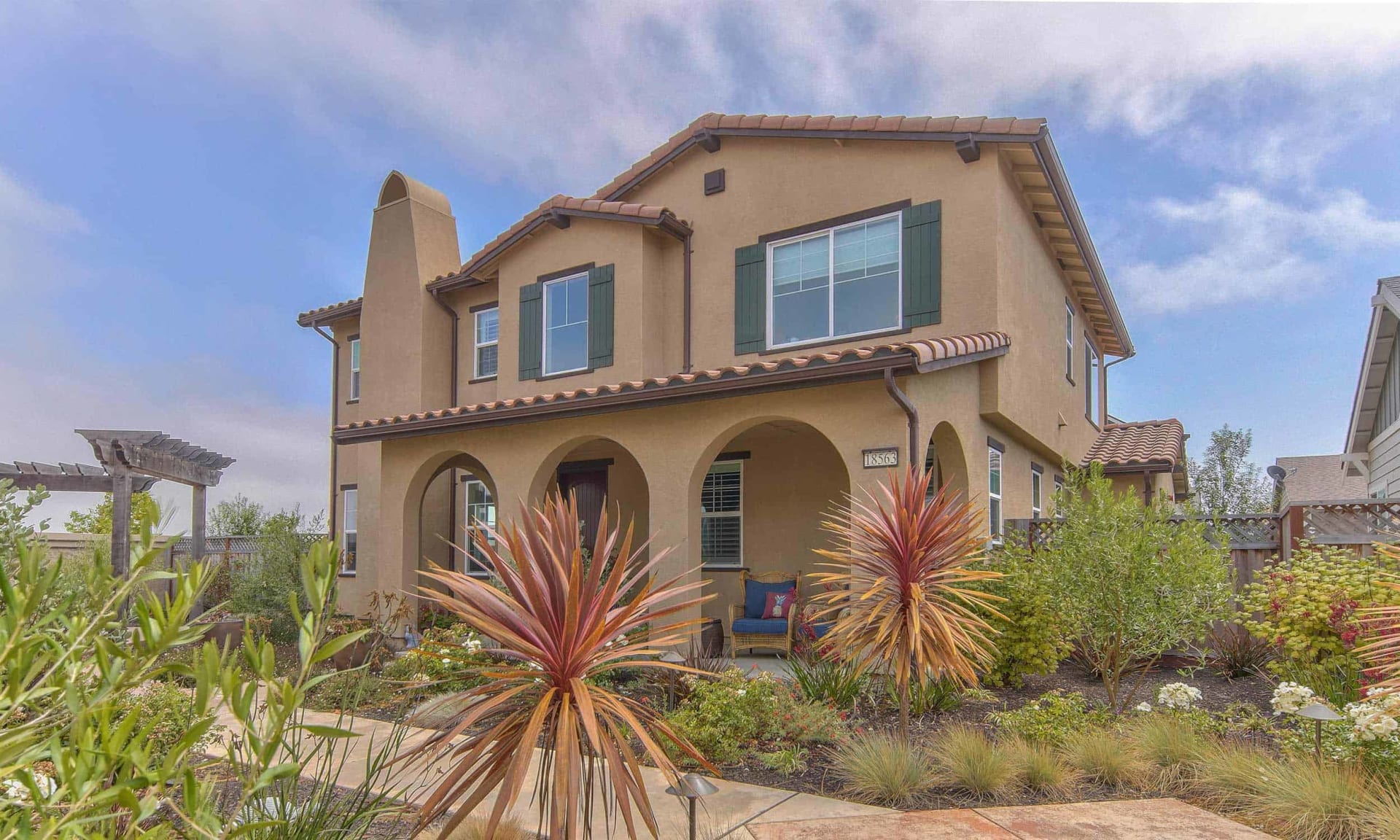 About Us - Above and Beyond Real Estate