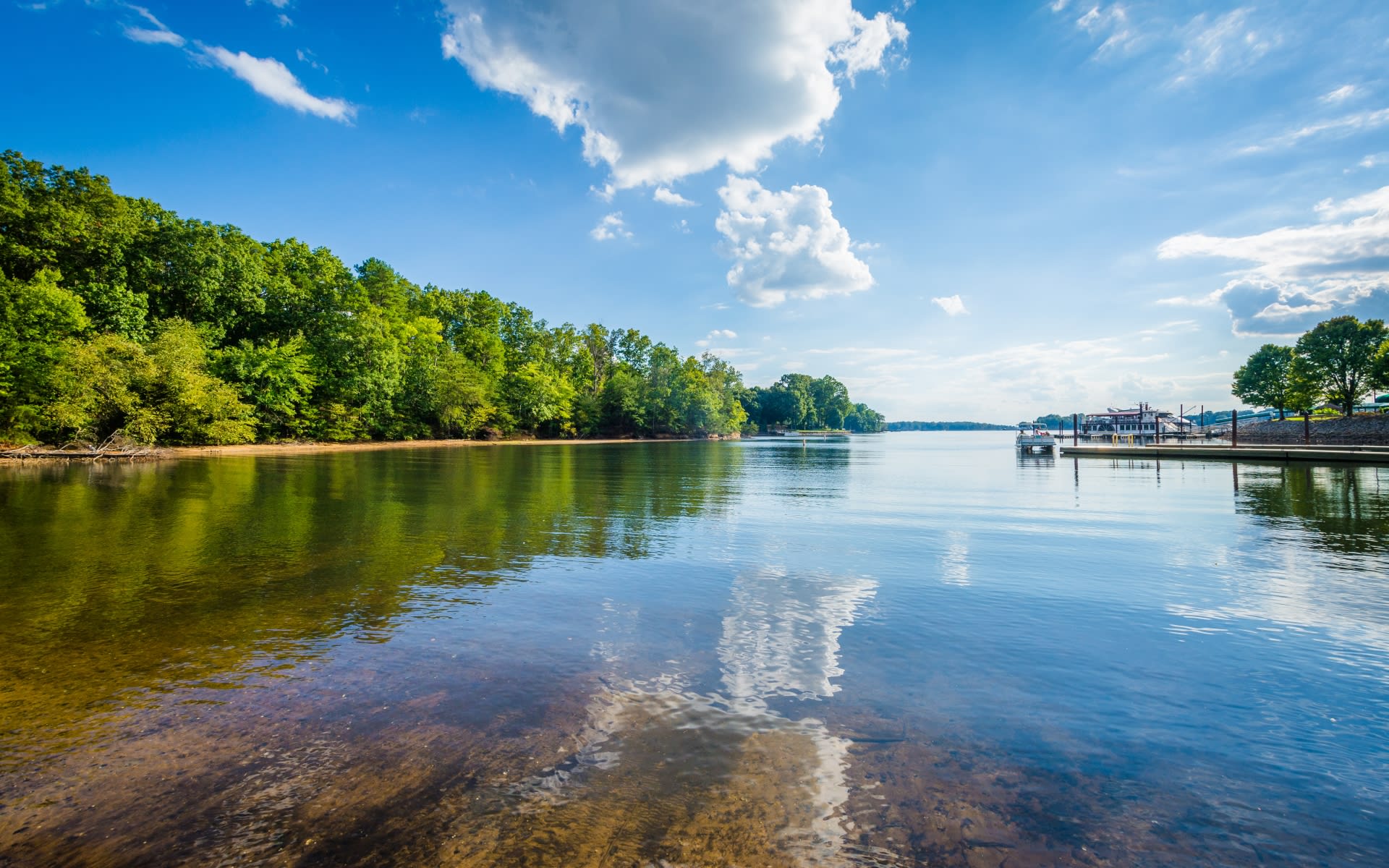 Lake Rhodhiss NC Communities | Zema Realty LLC