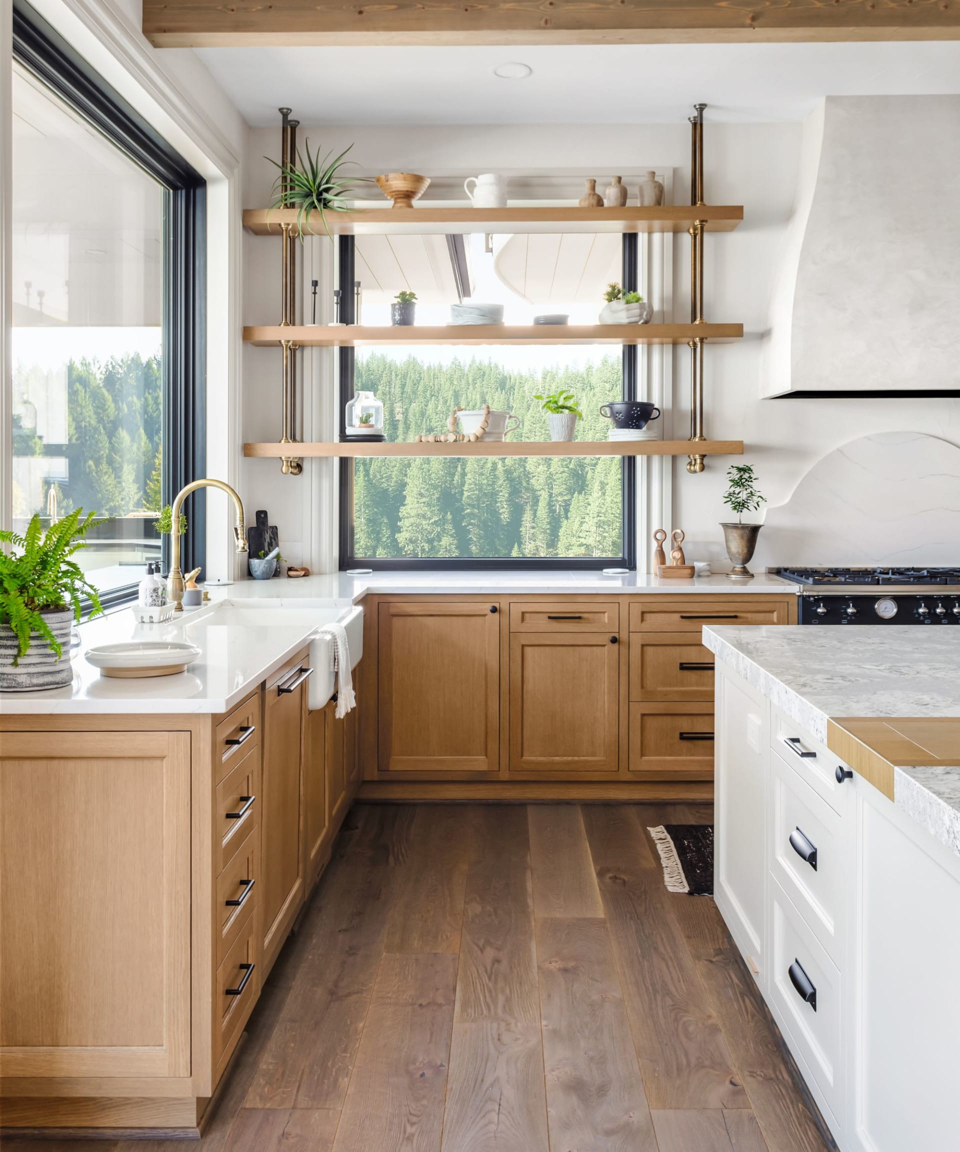 Colorado Real Estate Expert – Discover Luxury with Ashley Behrens