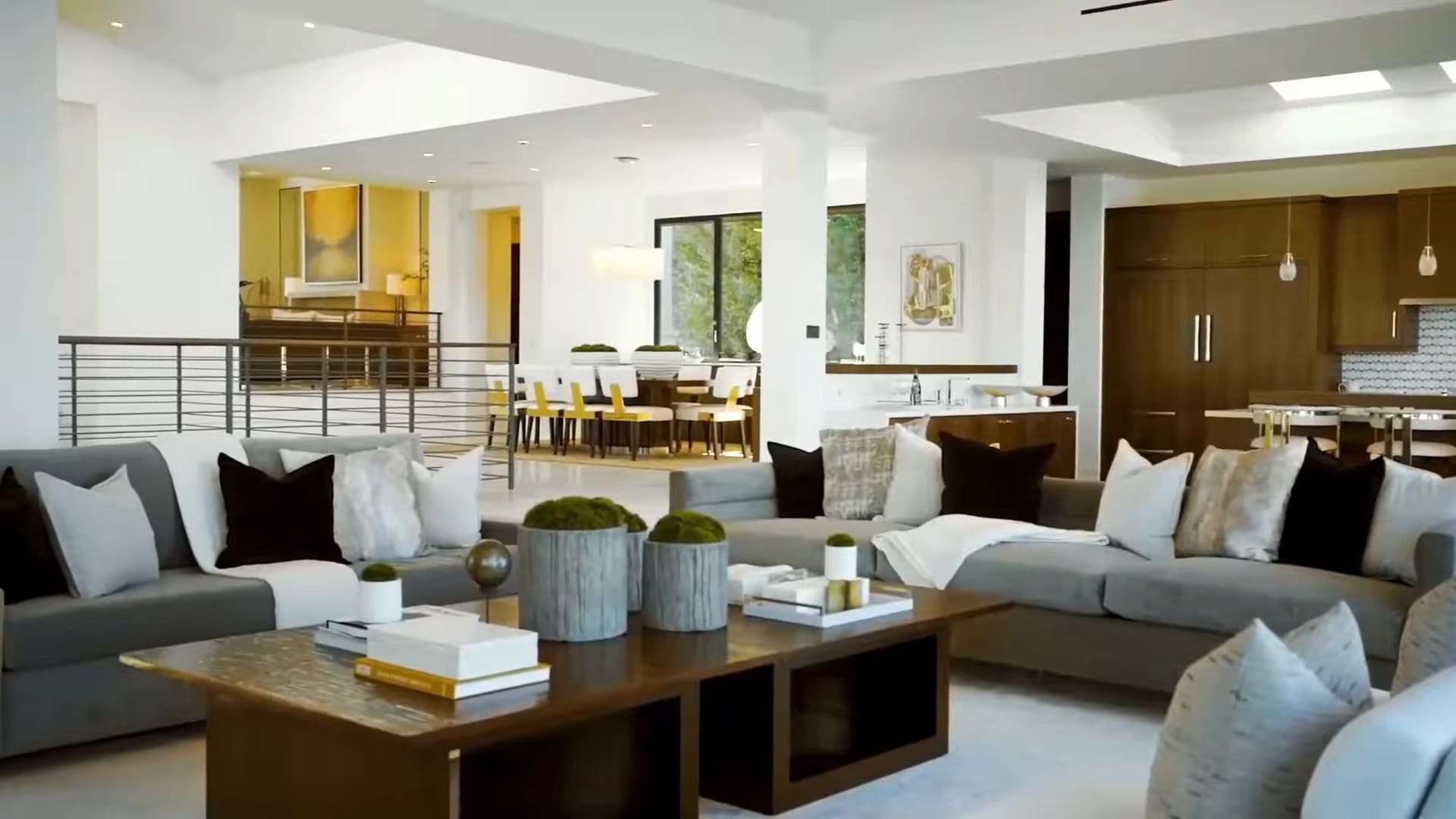 Rye Brook Real Estate Agent – Discover Luxury Homes with Andrew Rogovic