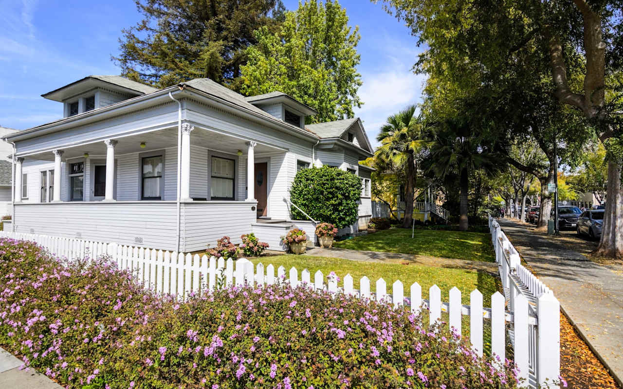 Discover Featured Properties | Giving Tree Realty Group