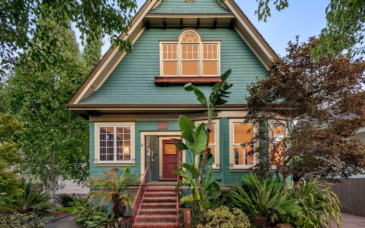913 B Street | Rob Sullivan