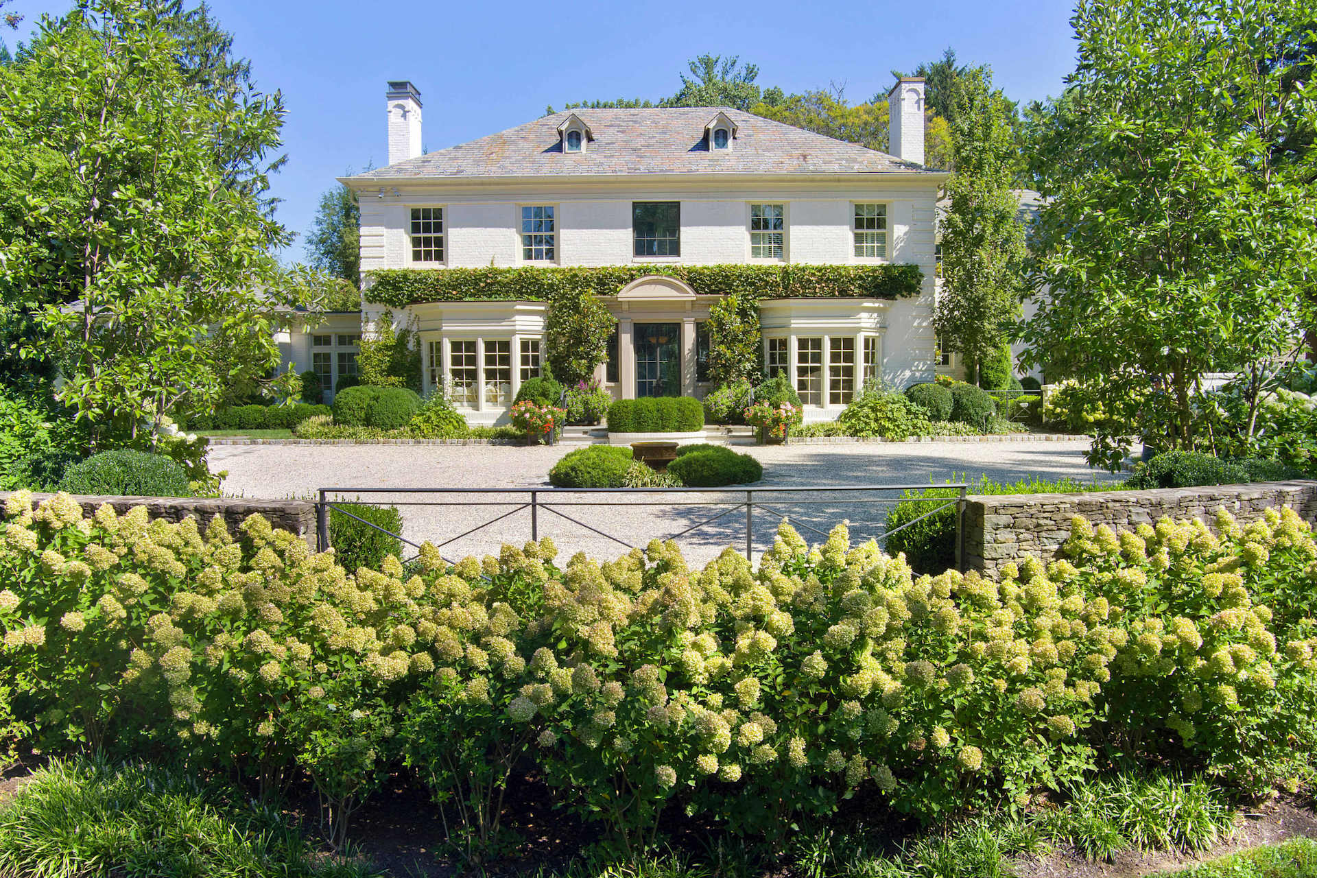 Hubble Bisbee | Christie's International Real Estate