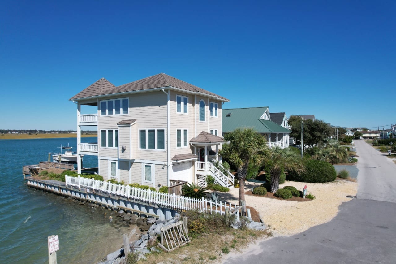 Our Story | Better Homes and Gardens Real Estate Treasure - North ...