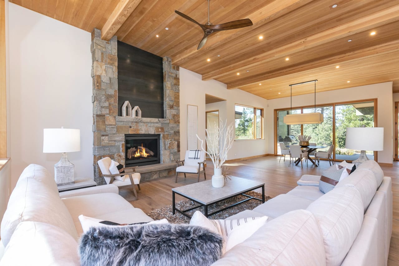 Free Real Estate Consultation With Christy Morrison