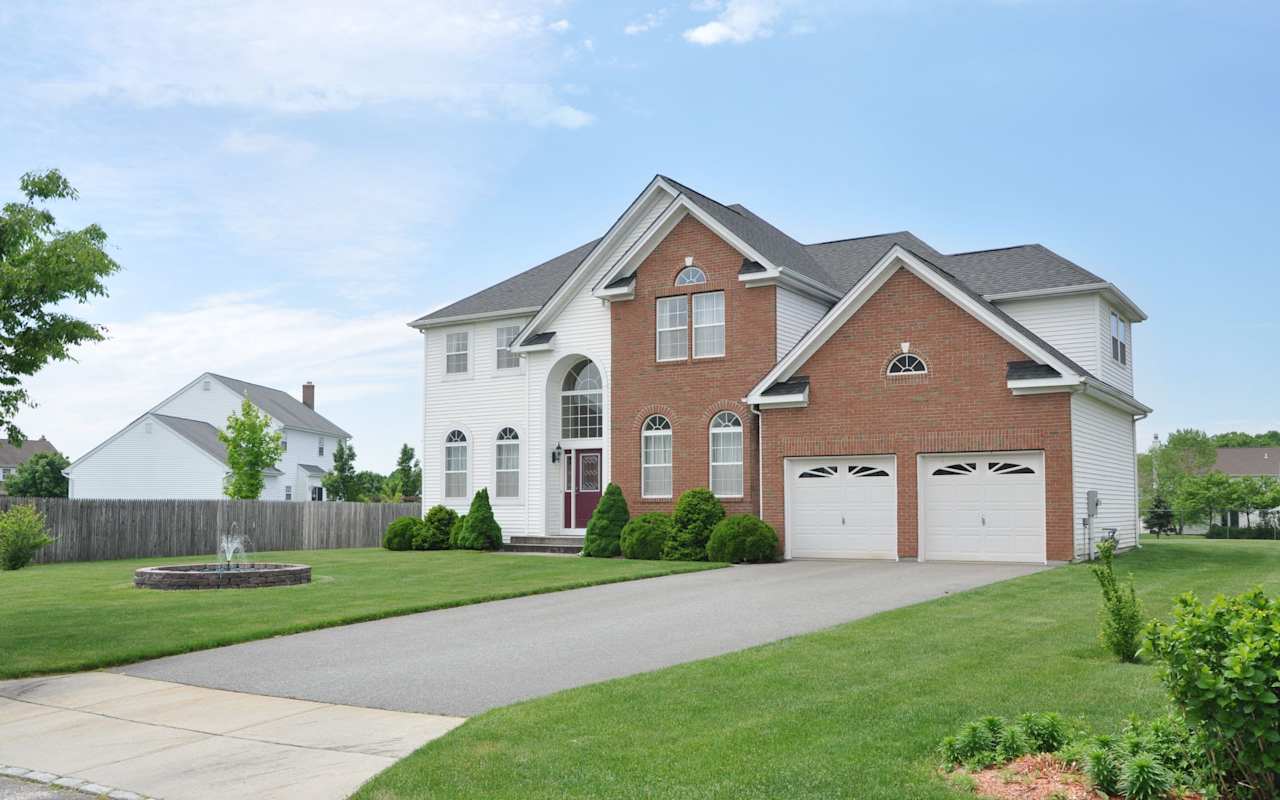 The Hanna Advantage - Michigan Real Estate | Jodi Douglas