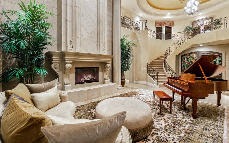 Let's Connect | Las Vegas Real Estate | Lisa Quam